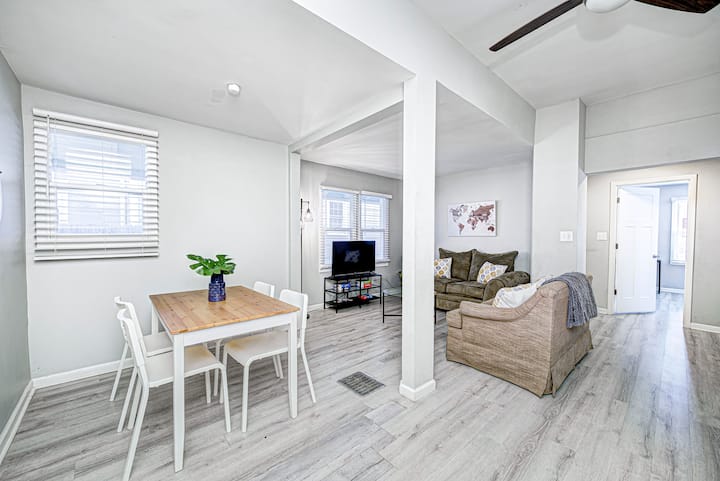 3 Bedroom*conveniently Located - Mile Square - Downtown - Indianapolis