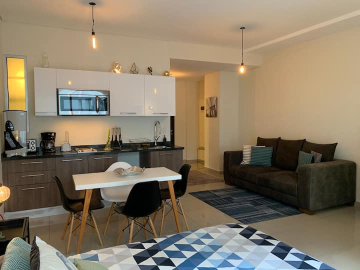 Cozy Studio W/pool, Rooftop & City View, La Roma - Ciudad de México