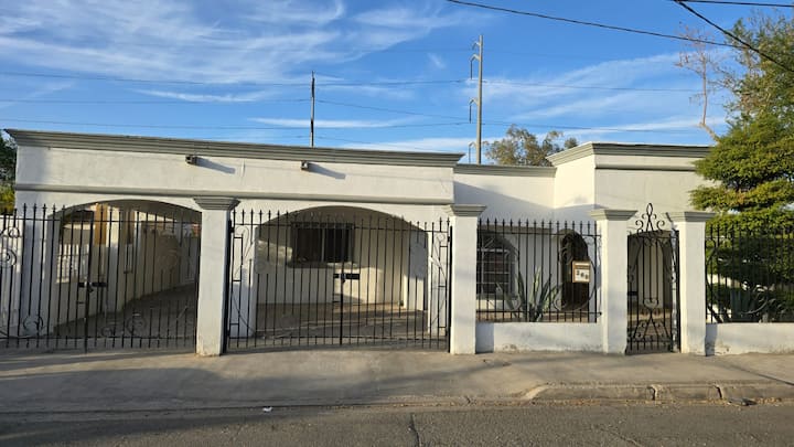 Casa Alamitos - Mexicali