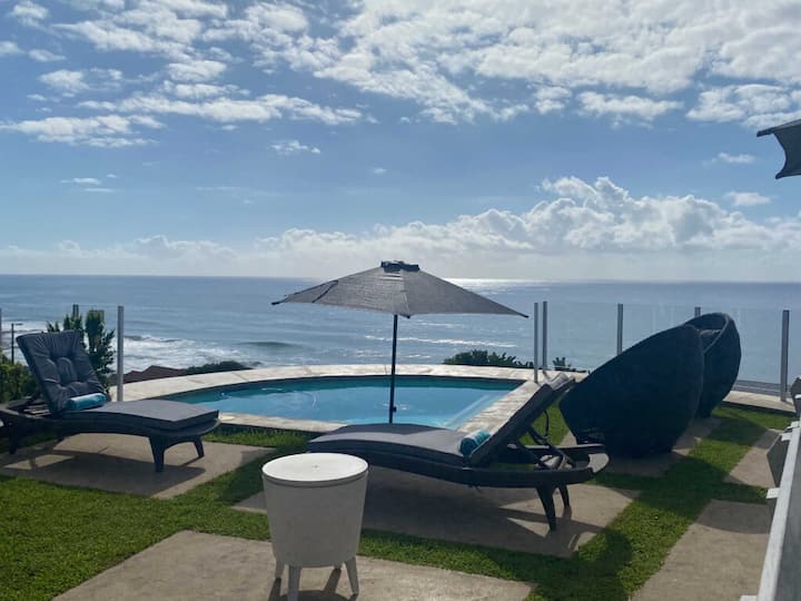 Beach House In Sheffield Beach - Dolphin Coast