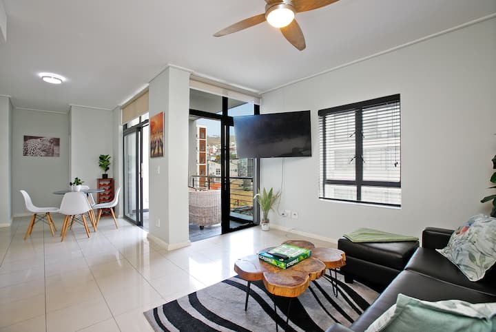 2bdr - City Explorer - Camps Bay