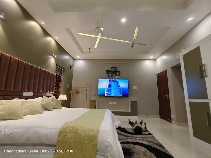 1 Bhk Riverside Single  Villa Nearby Cng Highway - Nilambur