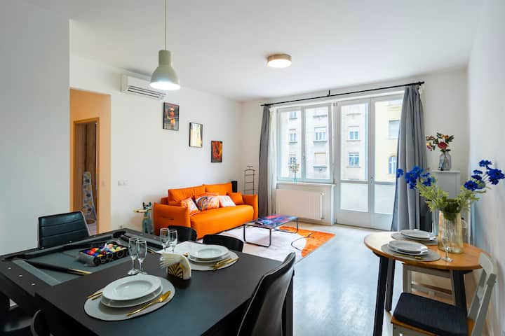 Designer Vintage Home By Buda Castle W/ Pool Table - Hongrie