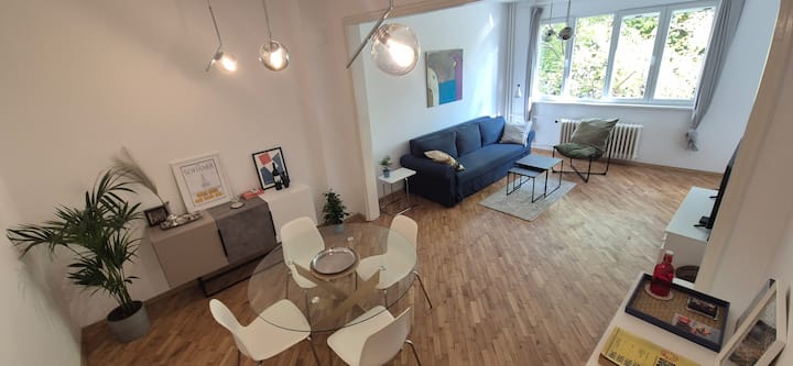 Cozy Central City Flat - Sofia Airport (SOF)