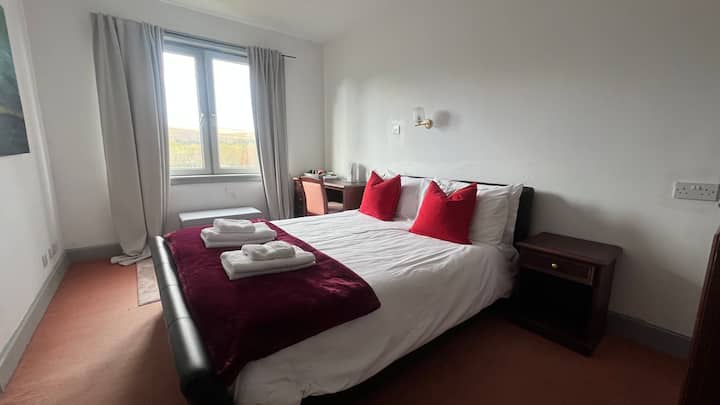 Basic Double Room - Grantown-on-Spey