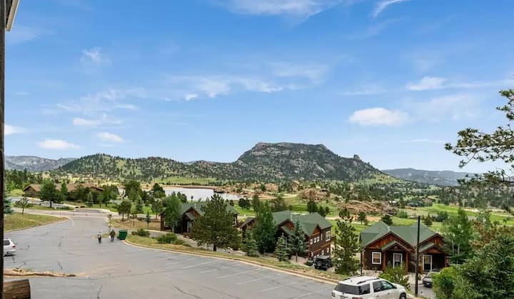Mountain View Lake Retreat. - Estes Park, CO