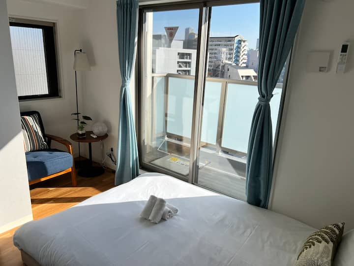 大阪市中心通天閣動漫遊戲街全新高层經典日式二人陽台公寓C，寒假期間及2026年櫻花季預定已開啟優惠 - Japan