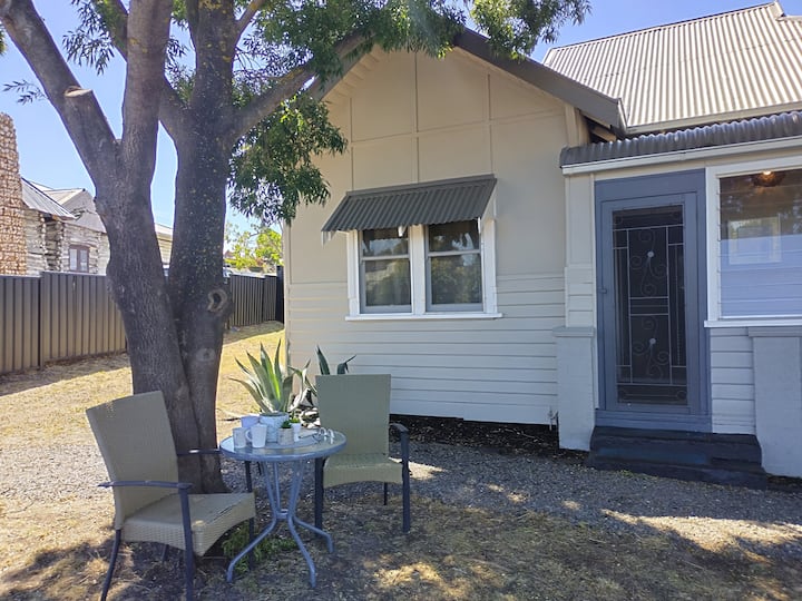 Entire House Near Grampians - Stawell