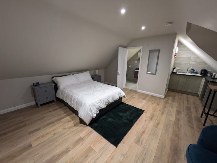 Studio Flat Country House Annex (2 Of 2) - Highclere