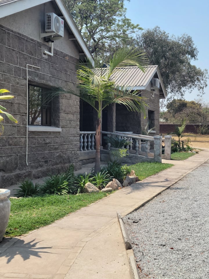 Bishops Mount Hotel - 