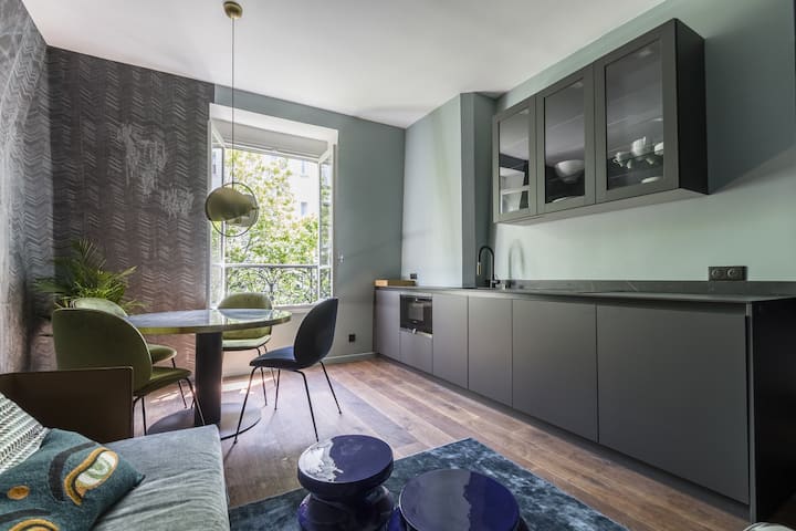 Unique ! 28m²,1bdr, Etage2/2 - Neuilly-sur-Seine