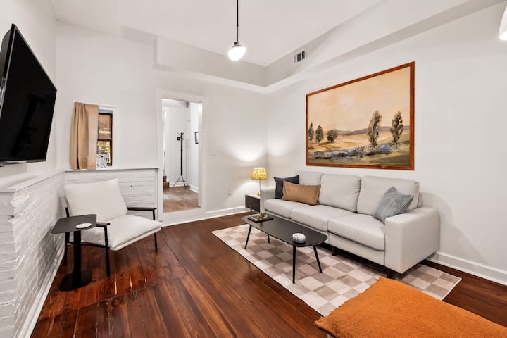 Charming Updated 2br Apartment 4 Blocks From Jhh - Baltimore, MD