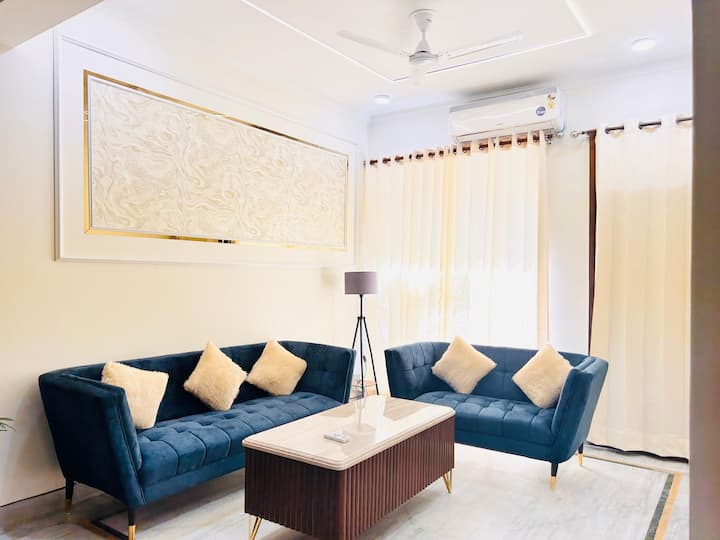 Wooden Arc Villa By Next Invest(close To Fortis) - Chandigarh
