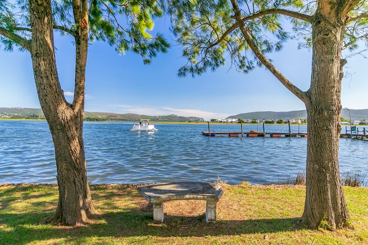 Knysna - Wavy Daze - Knysna