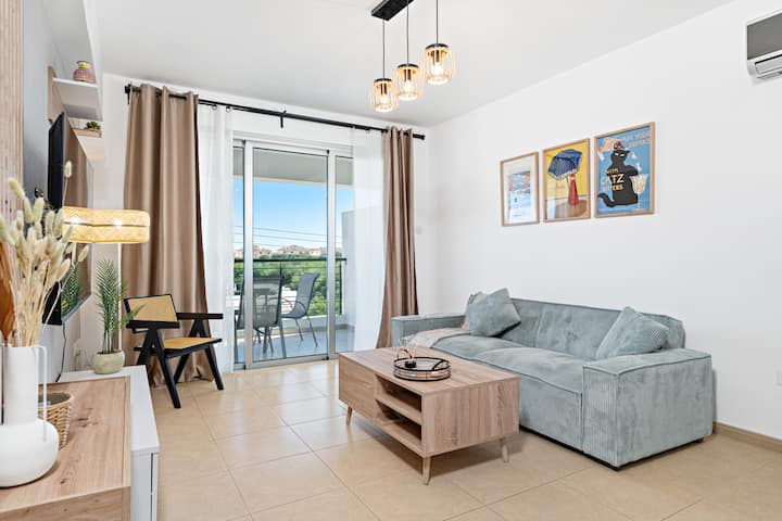 Spitaki - 2 Bdr - Pool & Beach - Famagusta