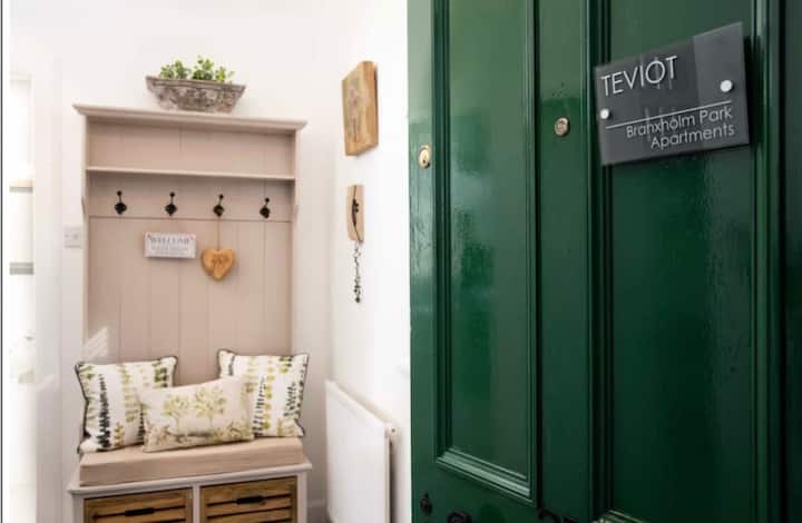 Teviot - Town Apt (Wedding Guest Early Check In) - Hawick
