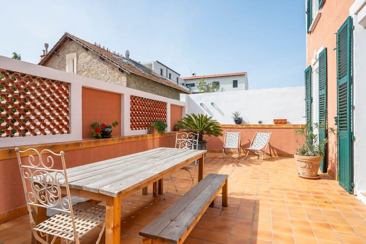 Maison De Ville, 6 Couchages. - La Crau