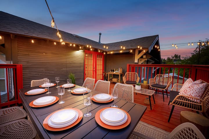 Casa Madera | Sleeps 16 | Fire Pit | Pool Table - Oklahoma