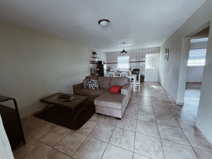 Cozy 2-bedroom Apt In Curaçao - Curazao
