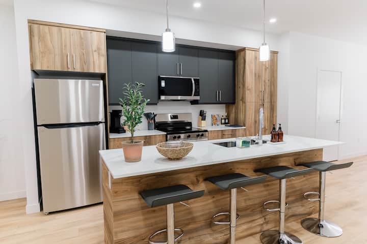 The Wooden Nest | Your Comfy Relaxing Escape - Winnipeg
