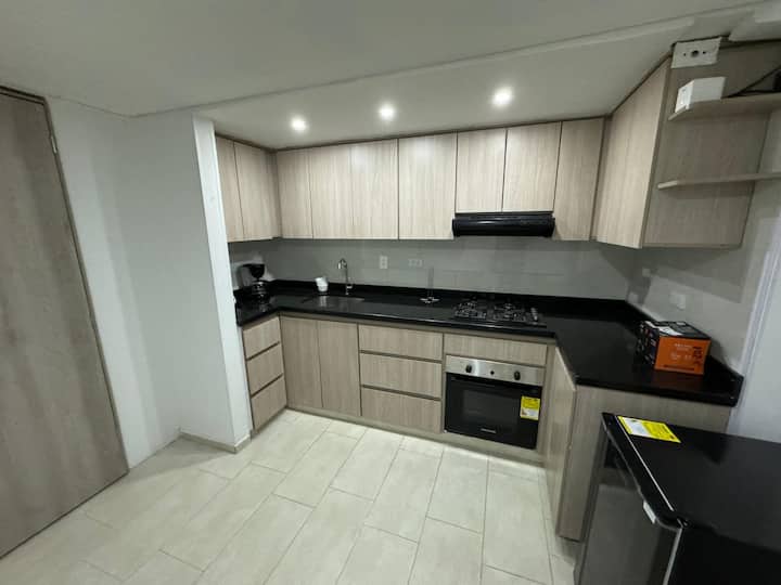 Bogoloft 101 Cerca Aeropuerto Y Coliseo Medplus - Bogota