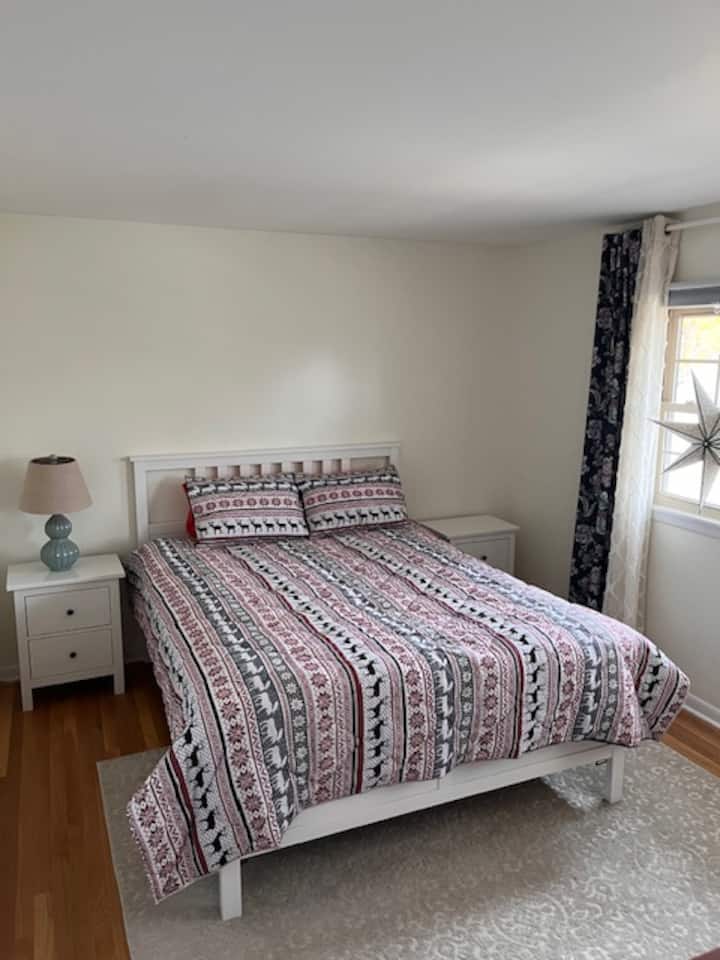 Home Away From Home ! - Arlington Heights, IL