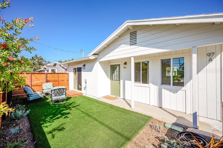 Remodeled Downtown Bungalow - 穆爾帕克