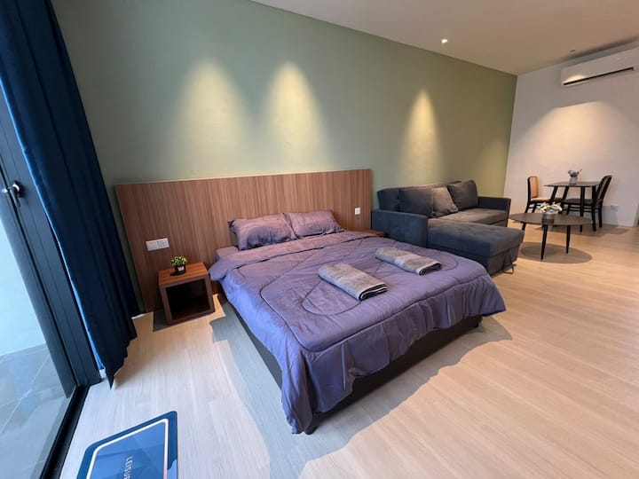 Sematan Roxy Beach Apartment - Sematan