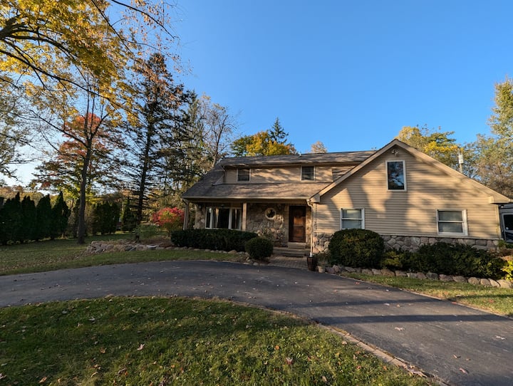 Right At Home - Lake Orion, MI