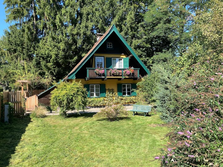 Sunny Cosy House With Garden - Salzburg