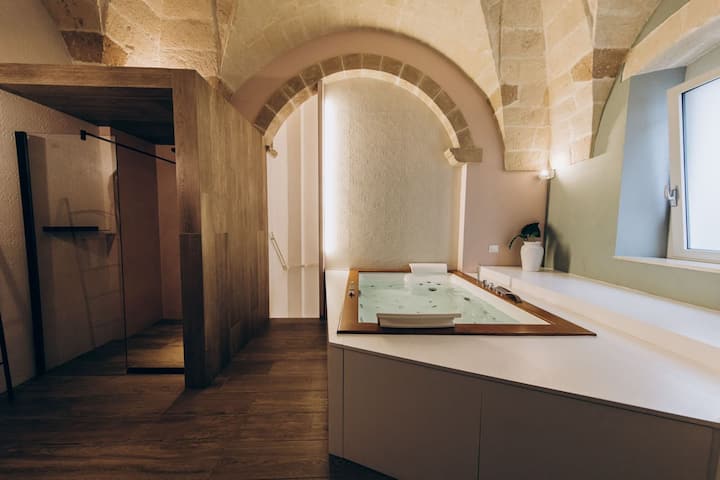 B&b Li Conti Suite Dalila Con Vasca Idromassaggio - Pulsano