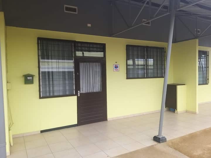 Vruchtbomenstraat 43 - Paramaribo