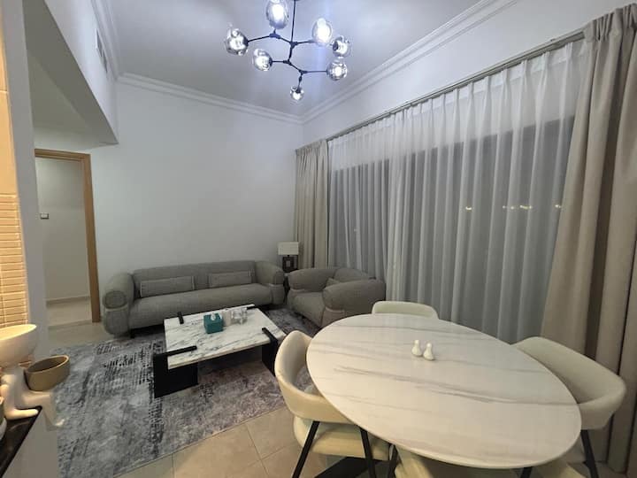 Hotel Apartment At Heart Of Jbr- The Zumrud - 阿拉伯聯合大公國