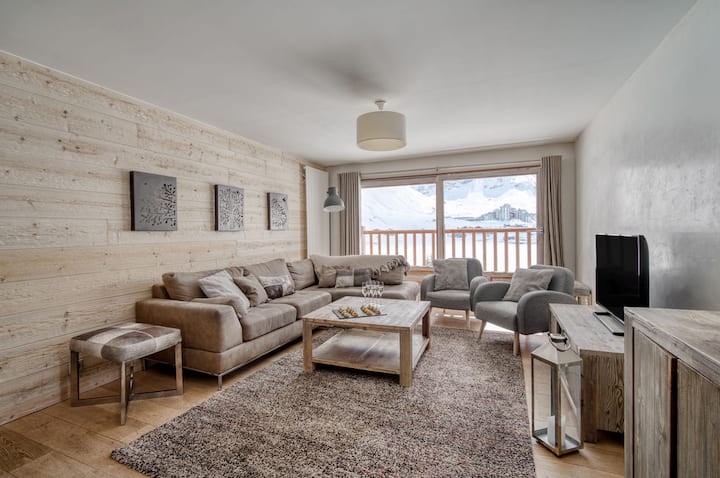 Fully Catered Chalet Fraidieu - Hot Tub - 8 Pax - Tignes