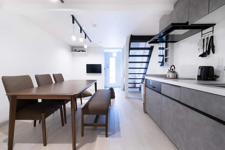 旦過市場徒歩6分/旦過駅徒歩7分/小倉城徒歩15分 貸切一軒家。Casa Stay Kokura 3 - 北九州市