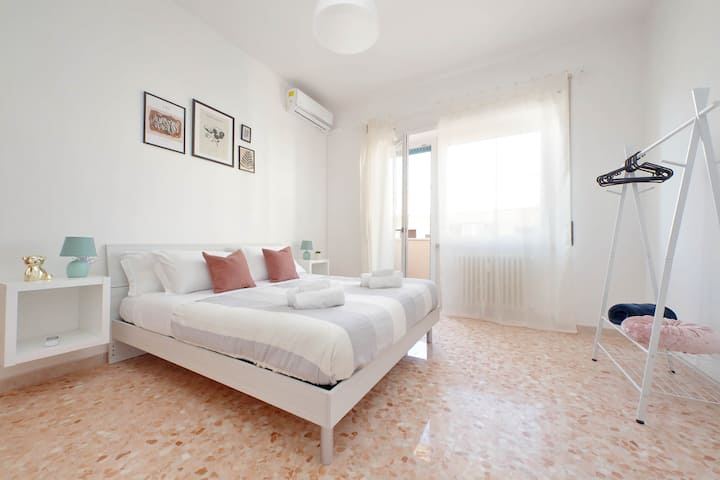 Retraite De Luxe Apt - Spacieuse Avec Self Checkin - Fiumicino