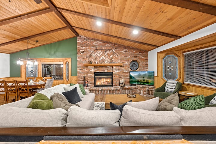 Nest And Needles + Nature Retreat With Hot Tub - Snow Summit Ski Resort, CA