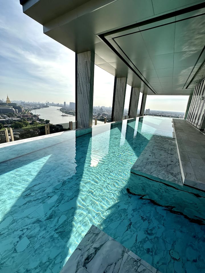 Luxury 2br | River View | 360° Pool & Gym Access - Bang Kruai