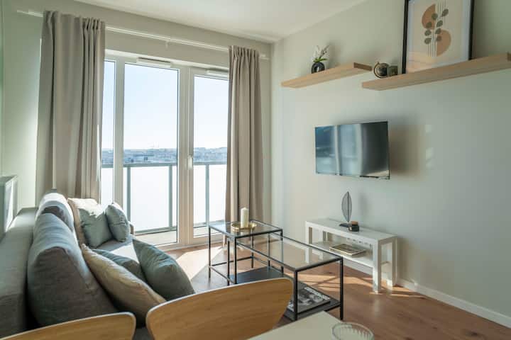 Global Apartments 13.18 — 13th Floor — Balcony - カトヴィツェ