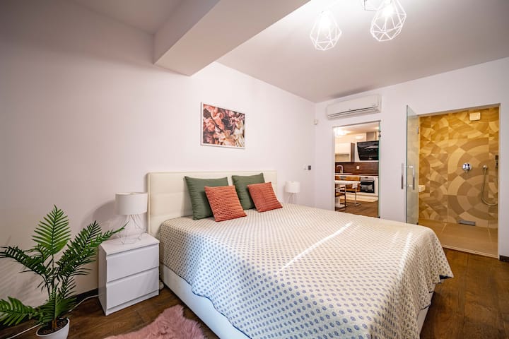 Ar Casalux Apartment - Košice