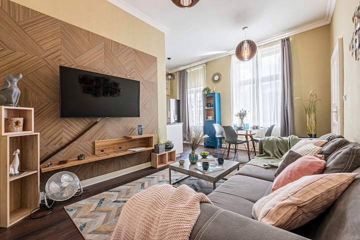 Bonny Apt In The Historic Neighborhood - Prague