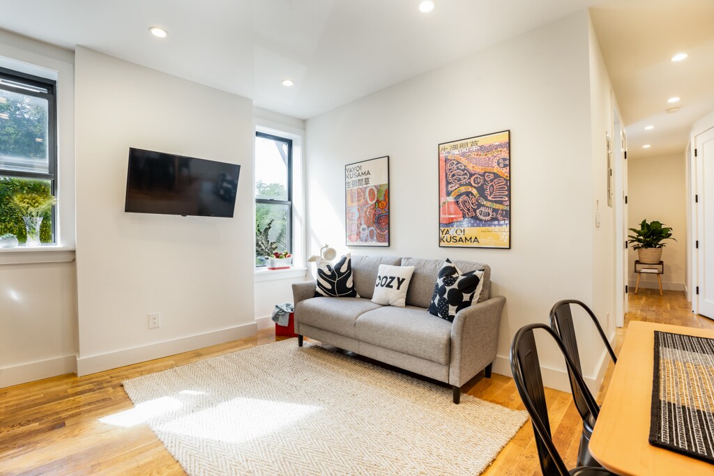 Airbnb Queens New York