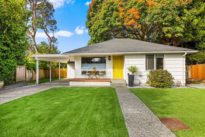 Seattle Shorewood Bungalow - Burien, WA