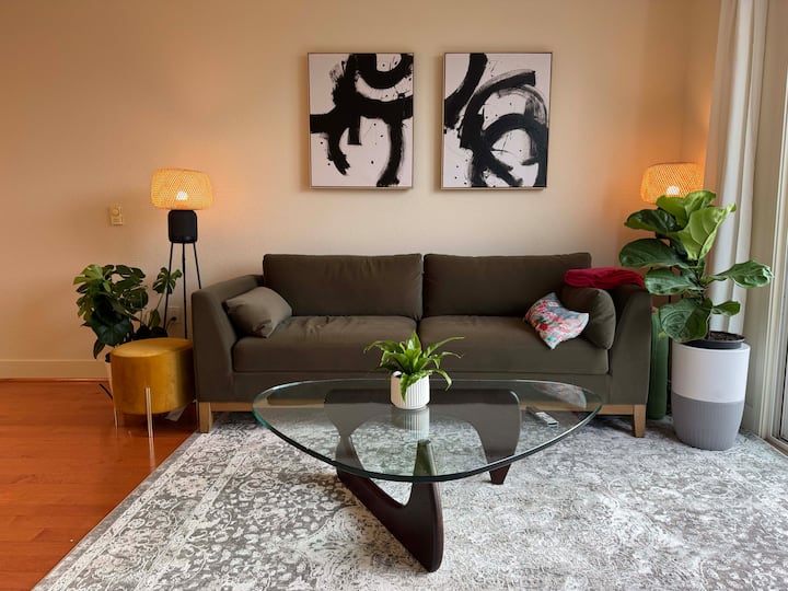 Executive Bay-view Condo For Medium-term Rental - Oakland, CA