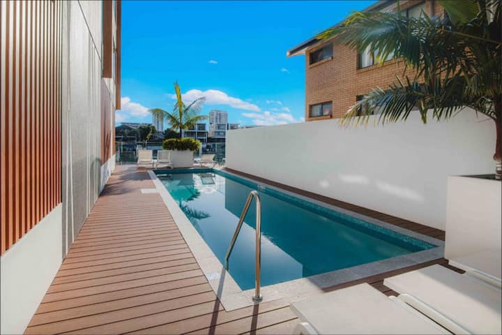 Surfers Riverview Retreat:free Parking/netflix - Surfers Paradise