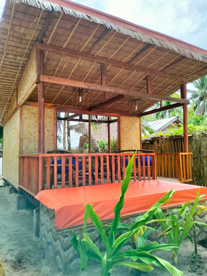 El Nido Bucana Beach House
Family Bungalow - El Nido