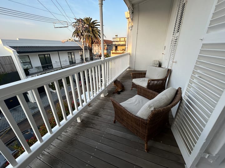 Family Home In Trendy Green Point - Camps Bay