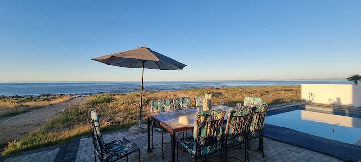 Onverwags Holiday Home - Saint Helena Bay