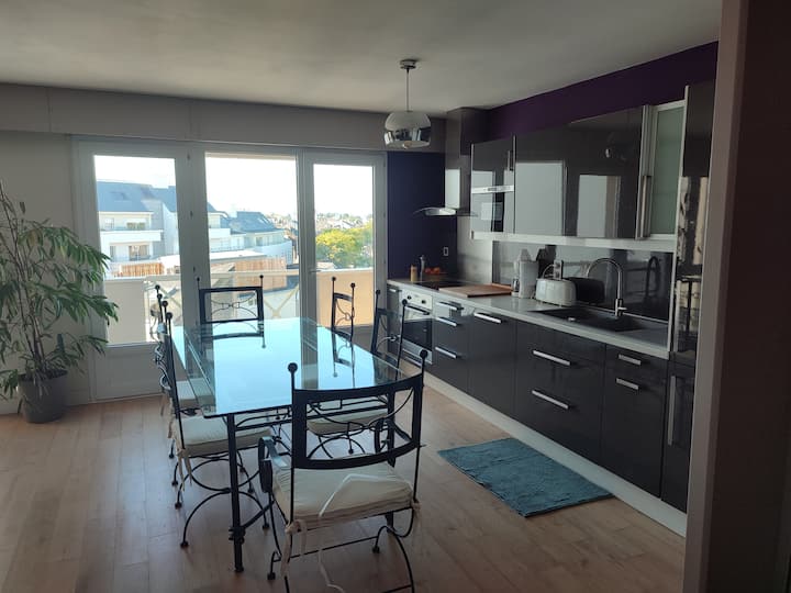 Grand T2 Lumineux 63 M² Avec Parking - Nantes