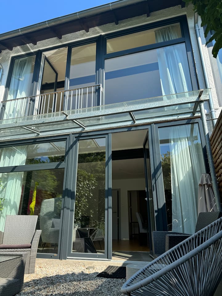 Lofthaus In Der Stadt Und Im Grünen - Germany